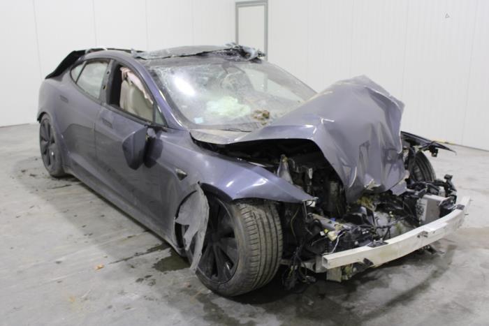 Tesla Model S Dual Motor AWD, Long Range Salvage vehicle (2023, Gray)
