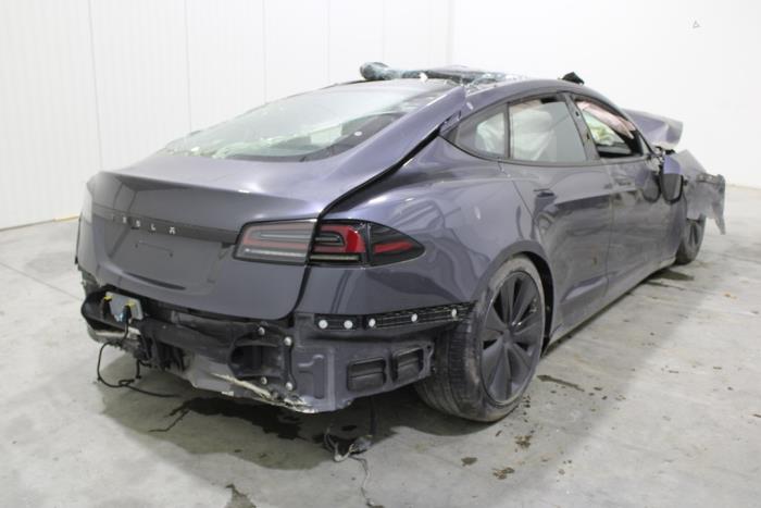 Tesla Model S Dual Motor AWD, Long Range Salvage vehicle (2023, Gray)