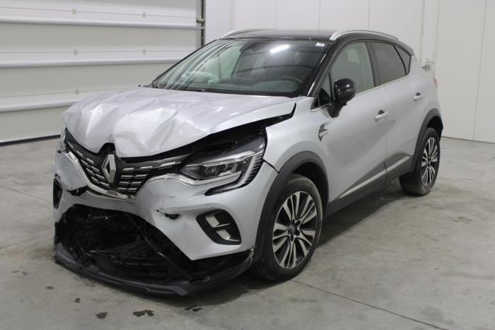 Renault Captur II 1.5 Blue dCi 115 Salvage vehicle (2020, Gray)