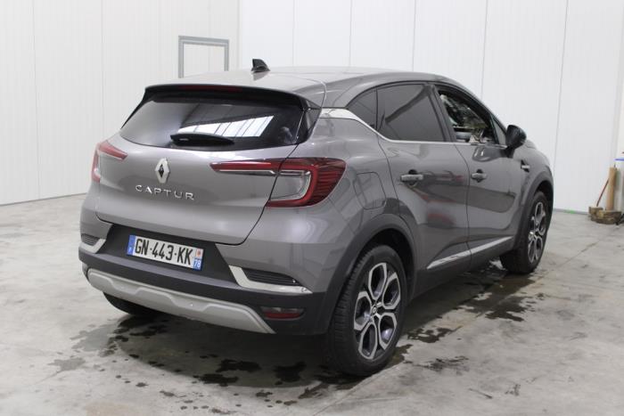 Renault Captur II 1.3 Mild Hybrid 160 16V Salvage vehicle (2023, Gray)