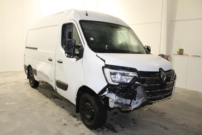 Renault Master IV 2.3 dCi 135 16V FWD Salvage vehicle (2021, White)
