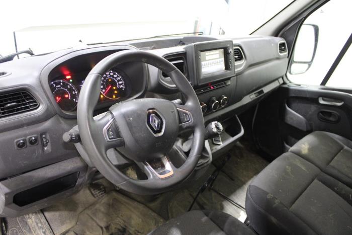 Renault Master IV 2.3 dCi 135 16V FWD Salvage vehicle (2022, White)