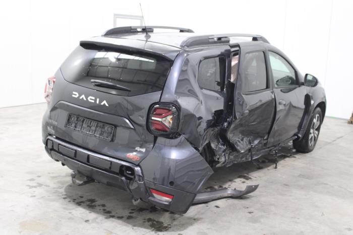 Dacia Duster 1.3 TCE 150 16V 4x4 Salvage vehicle (2024, Gray)