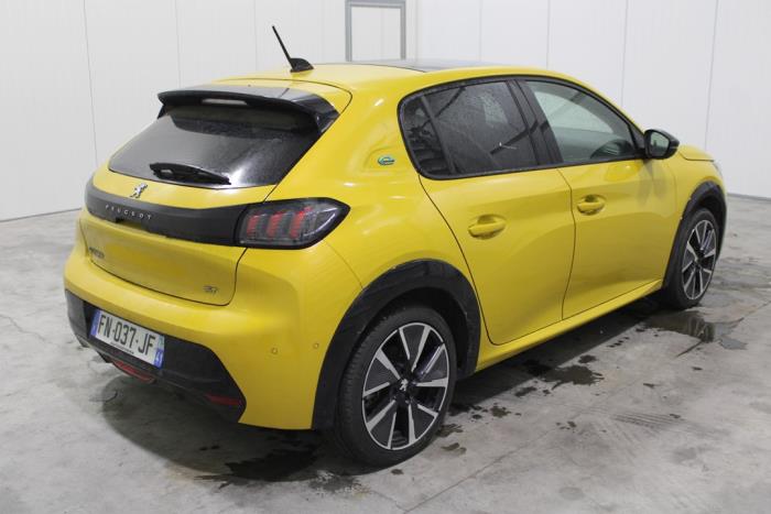 Peugeot 208 II e-208 50 kWh Salvage vehicle (2020, Yellow)