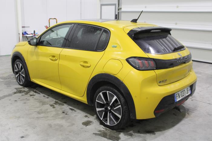Peugeot 208 II e-208 50 kWh Salvage vehicle (2020, Yellow)
