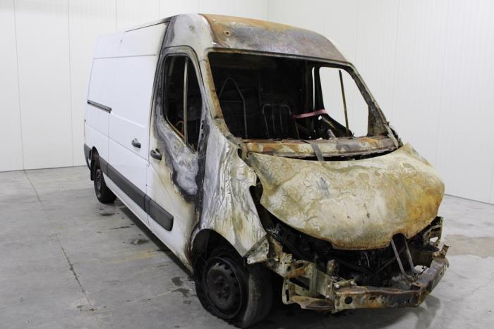 Renault Master IV 2.3 dCi 150 16V FWD Salvage vehicle (2024, White)