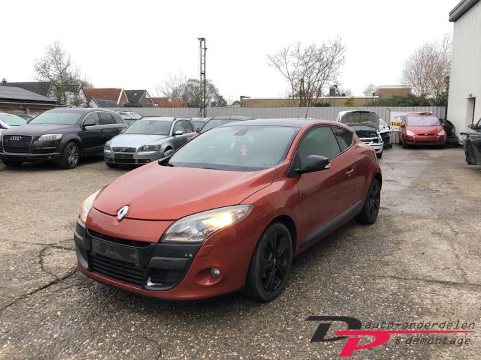Renault Megane III Coupe 1.4 16V TCe 130 Salvage vehicle (2010, Orange)