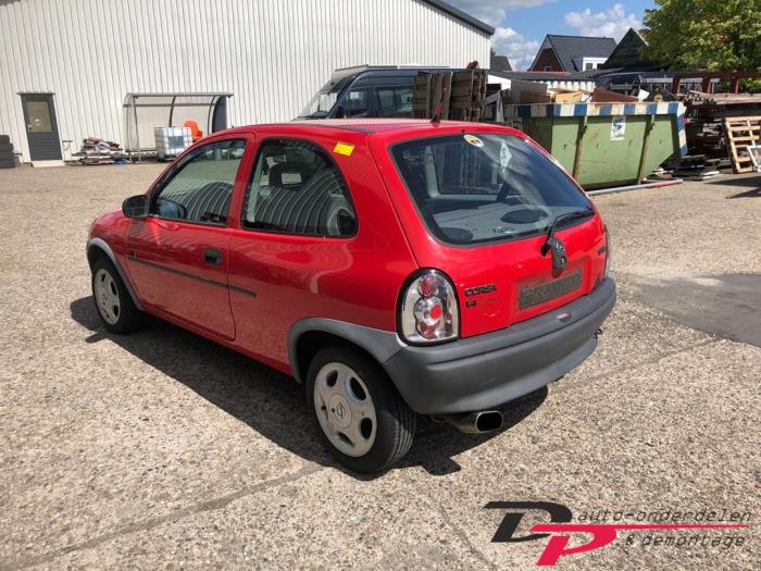Opel Corsa B 1.4i Swing,Joy,Sport,GLS Salvage vehicle (1996, Red)