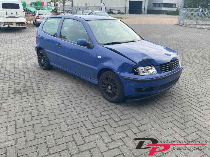 Volkswagen Polo III 1.4 Salvage vehicle (2000, Blue)