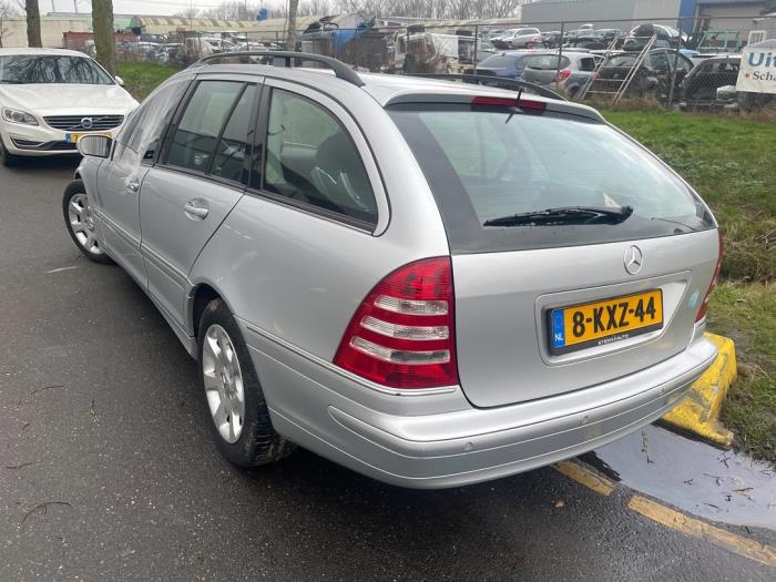 Mercedes C Combi 2.2 C-220 CDI 16V Salvage vehicle (2006, Gray)