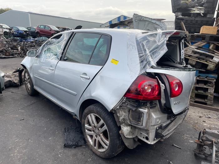 Volkswagen Golf V 1.6 Salvage vehicle (2004, Silver grey)