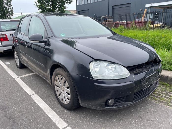 Volkswagen Golf V 1.4 16V Salvage vehicle (2005, Black)