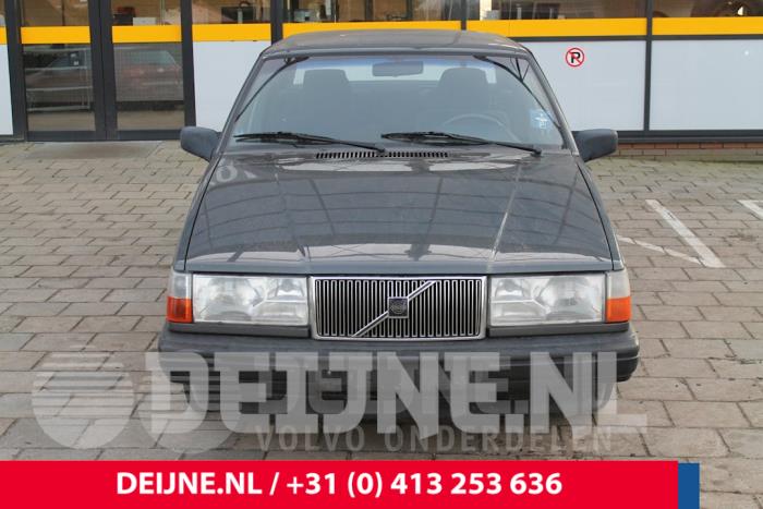 Volvo 940 2.3i Épave (1993, Gris) van Deijne Onderdelen Uden B.V.