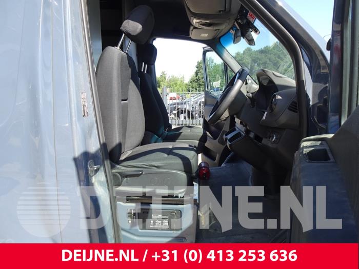 Mercedes Sprinter eSprinter Salvage vehicle (2020, Dark, Gray)