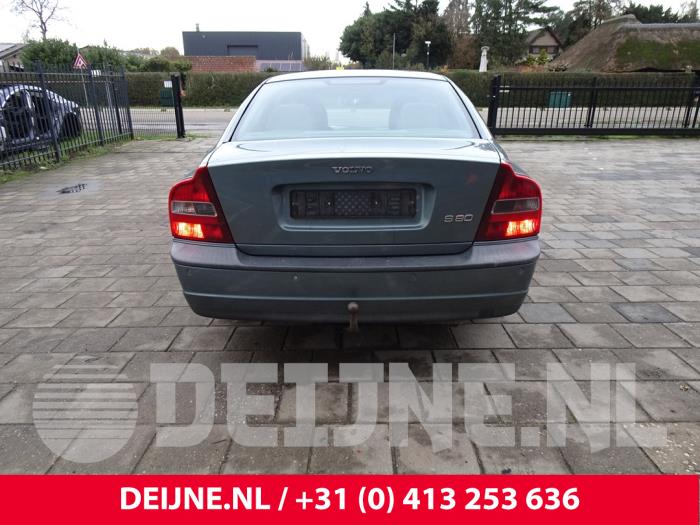 Volvo S80 2.4 SE 20V 170 Épave (2002, Vert)