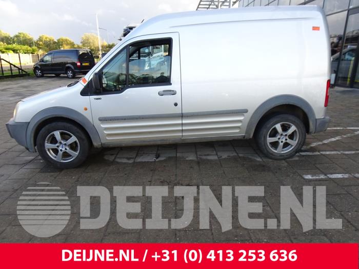 Ford Transit Connect 1.8 TDdi LWB Euro 3 Salvage vehicle (2004, Silver ...