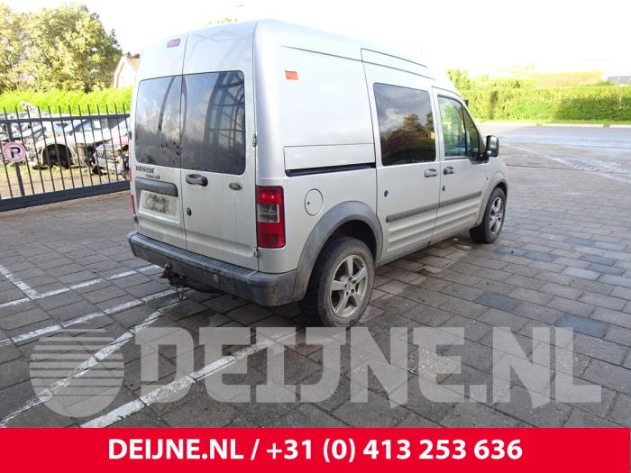 Ford Transit Connect 1.8 TDdi LWB Euro 3 Salvage vehicle (2004, Silver ...