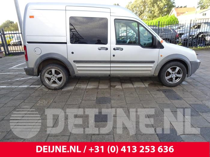 Ford Transit Connect 1.8 TDdi LWB Euro 3 Salvage vehicle (2004, Silver ...
