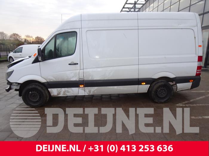 Mercedes Sprinter 3t 211 CDI 16V Salvage vehicle (2016, White)