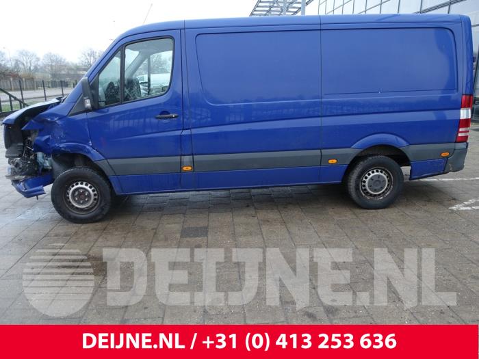 Mercedes Sprinter 3t 213 CDI 16V Salvage vehicle (2013, Blue)