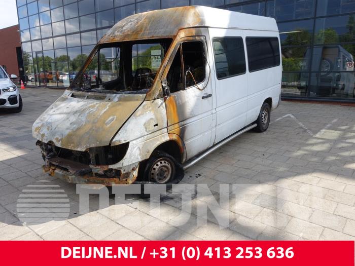 Mercedes Sprinter 3t 311 CDI 16V Salvage vehicle (2004, White)
