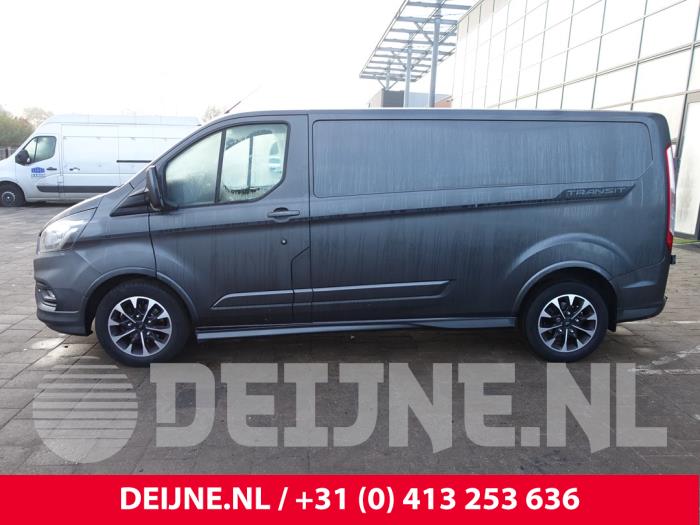Ford Transit Custom 2.0 TDCi 16V Eco Blue 170 Vehículo de desguace ...