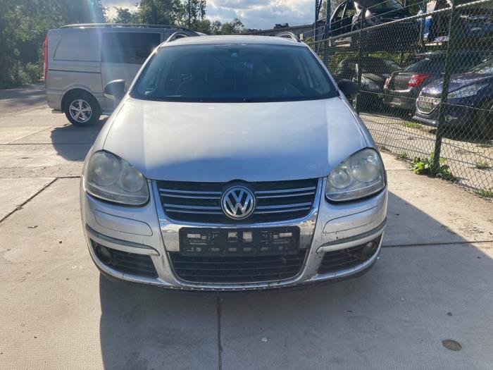 Volkswagen Golf V Variant 1.9 TDI Salvage vehicle (2008, Silver grey)