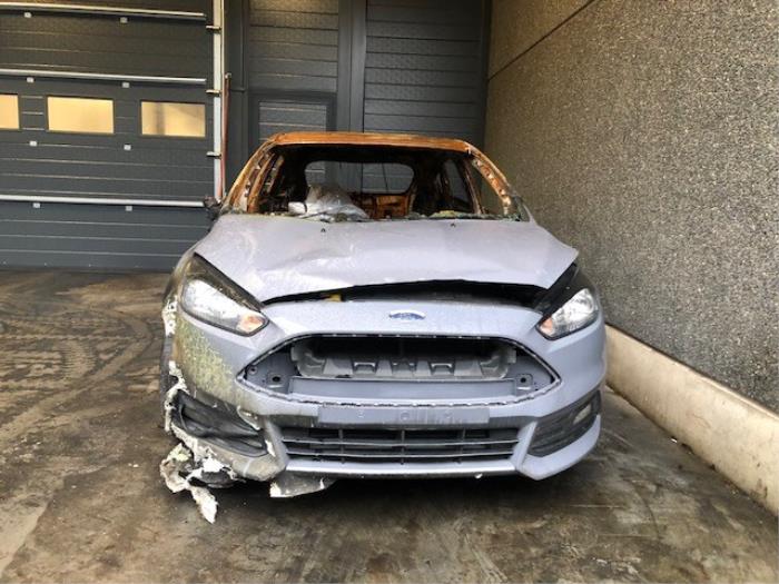 Ford Focus 3 Wagon 2.0 ST EcoBoost 16V Salvage vehicle (2017, Silver)