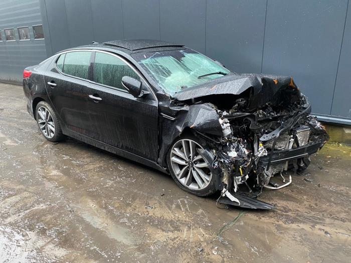 Kia Optima 1.7 CRDi 16V Salvage vehicle (2015, Black)