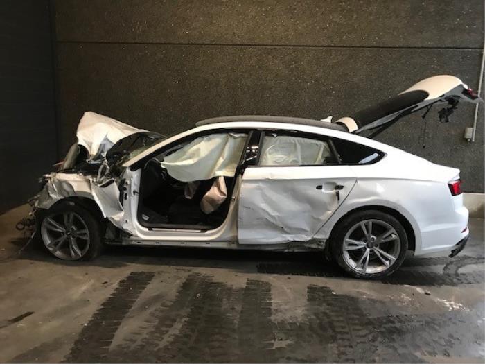 Audi A5 Sportback 2.0 35 TFSI Mild Hybrid 16V Salvage vehicle (2019, White)