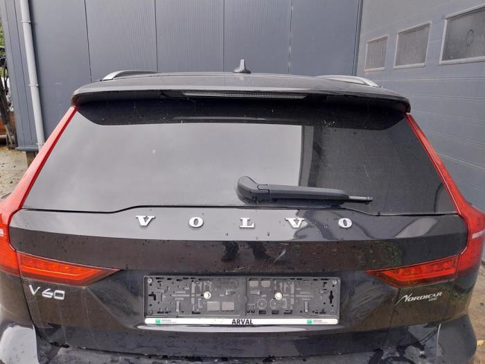 Volvo V60 Cross Country II 2.0 D3 16V AWD Vehículo de desguace (2020 ...