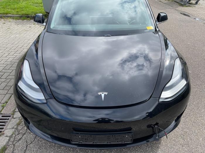 Tesla Model 3 EV AWD Salvage vehicle (2019, Black)
