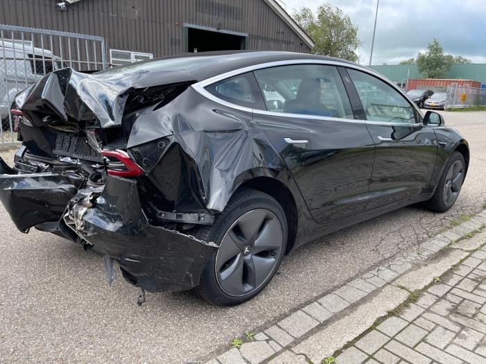 Tesla Model 3 EV AWD Salvage vehicle (2019, Black)