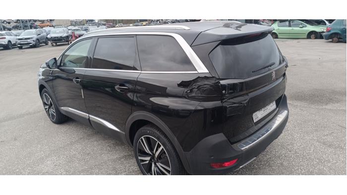 Peugeot 5008 Schrottauto (2022, Schwarz) Express Autodemontage