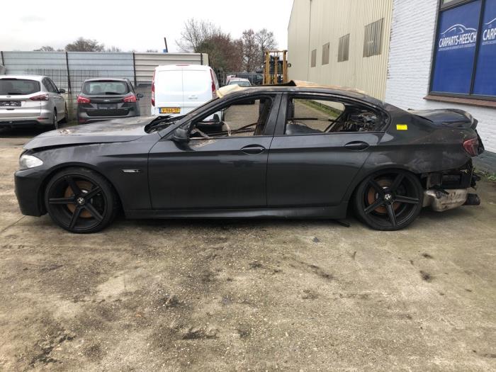 BMW 5 serie 550i V8 32V TwinPower Turbo Salvage vehicle (2012, Gray)