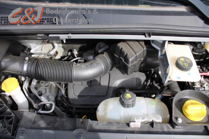 Fiat Talento 1.6 MultiJet Biturbo 120 Salvage vehicle (2017, Silver grey)