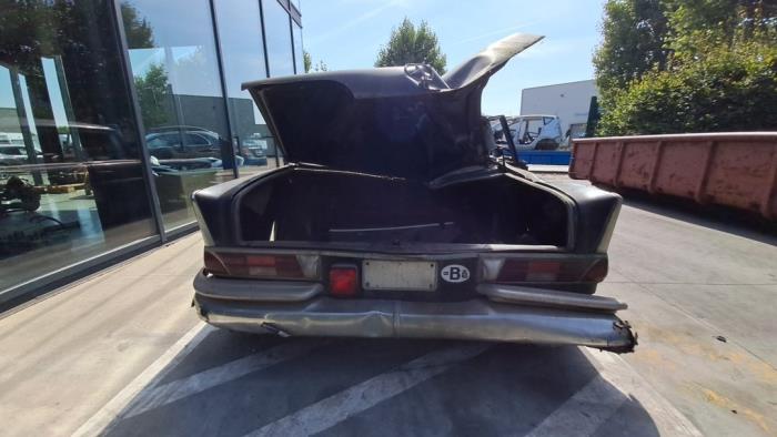 Mercedes Heckflosse 300 SE Salvage vehicle (1965)