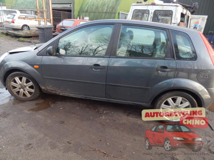 Ford Fiesta VI 1.6 16V Salvage vehicle (2003, Gray)