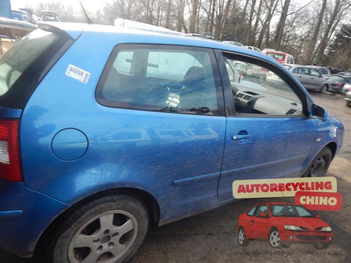 Volkswagen Polo IV 1.4 16V Salvage vehicle (2002, Blue)