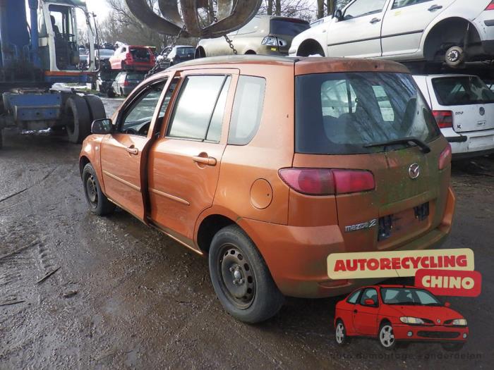 Mazda 2 1.4 16V Salvage vehicle (2003, Orange)