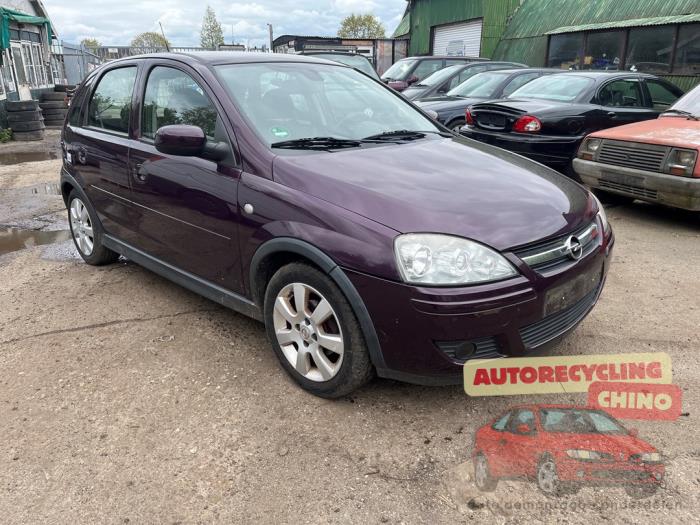 Opel Corsa C 1.2 16V Twin Port Salvage vehicle (2006, Purple)